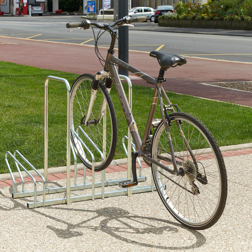 Rack on 2 levels for 3 bikes Holland model side by side with anti-theft ...